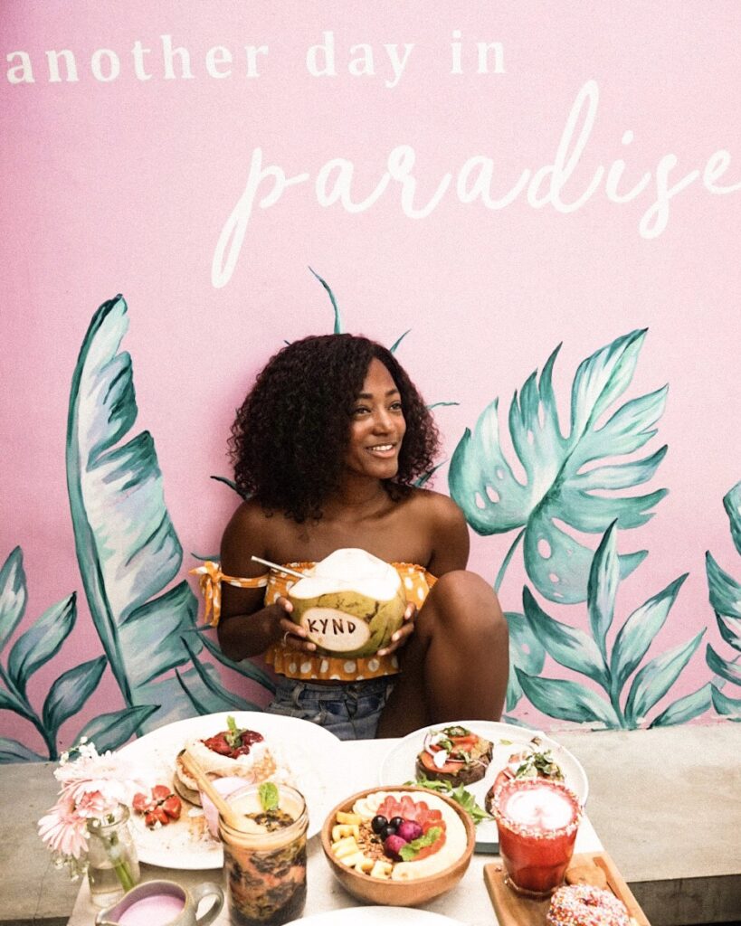 20 Tips To Master The Art Of Eating Alone | As Told By A Solo Traveler ...